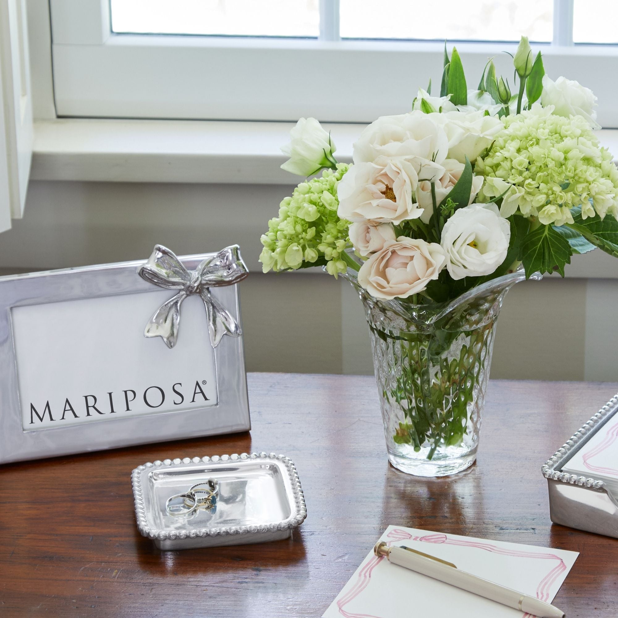 Medium Flutter Vase | Mariposa