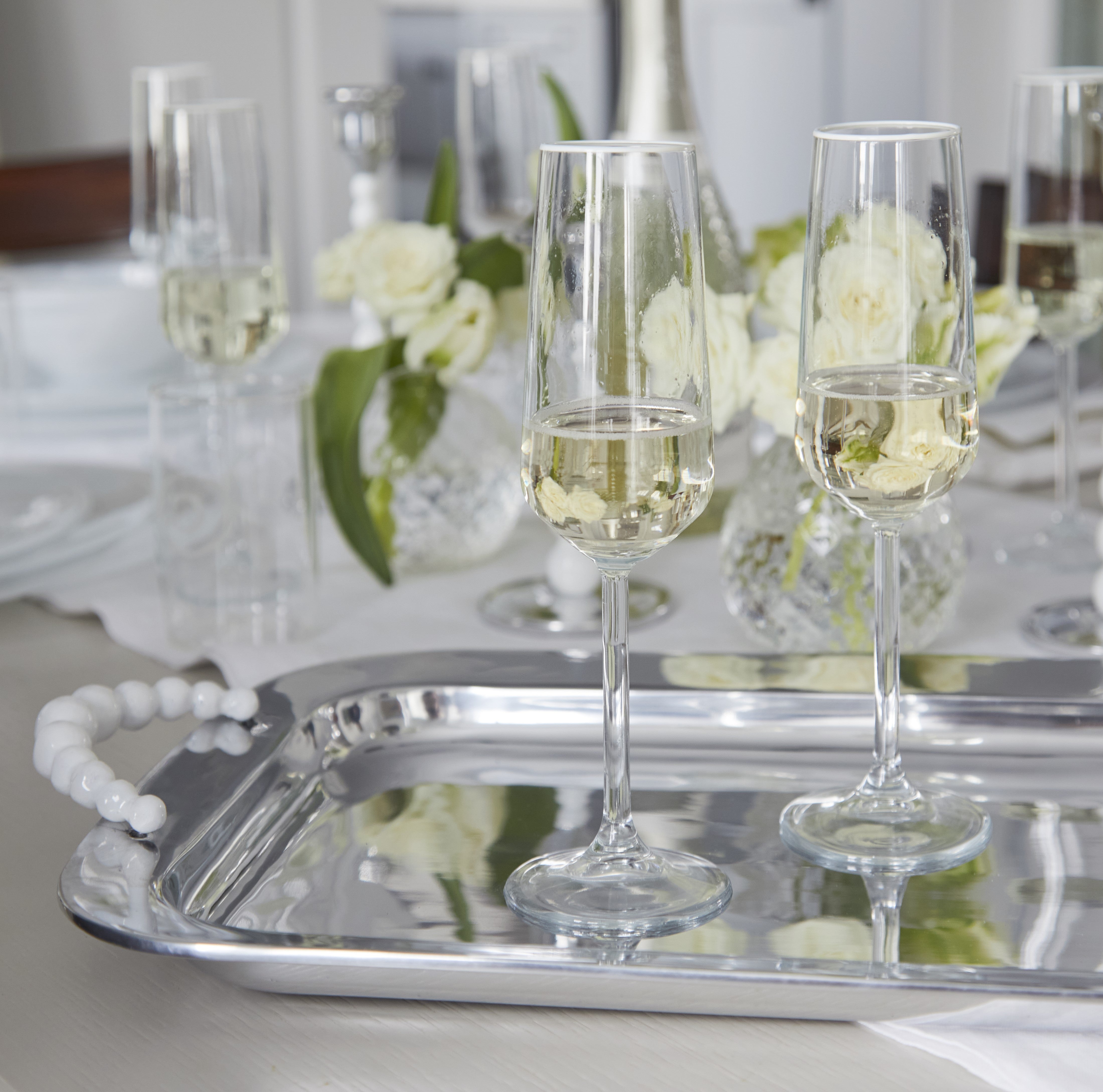 Fine Line Clear With White Rim Champagne Flute Glass Set of 4 – Mariposa