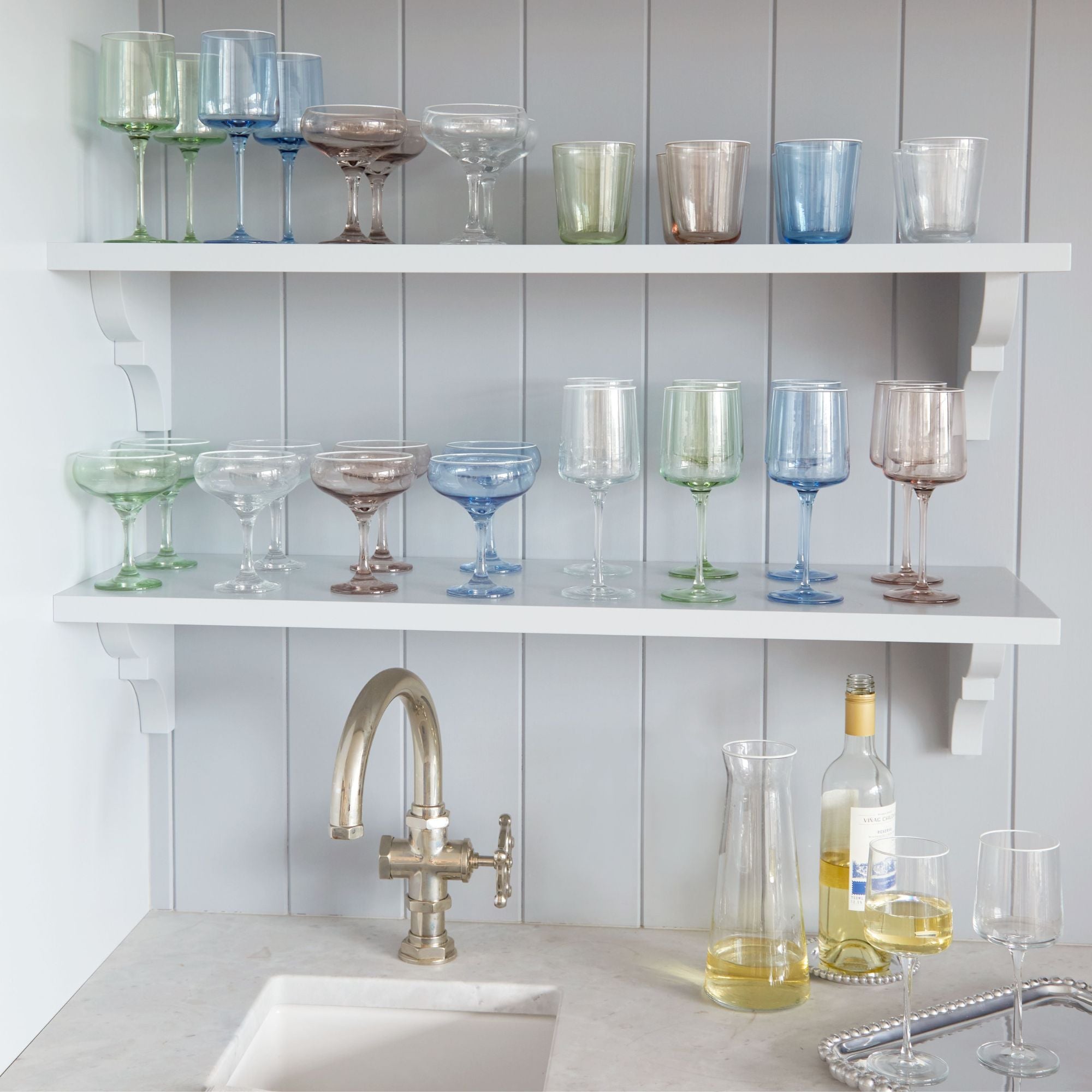 Fine Line Quartz with White Rim Wine Glass Set of 4 | Mariposa