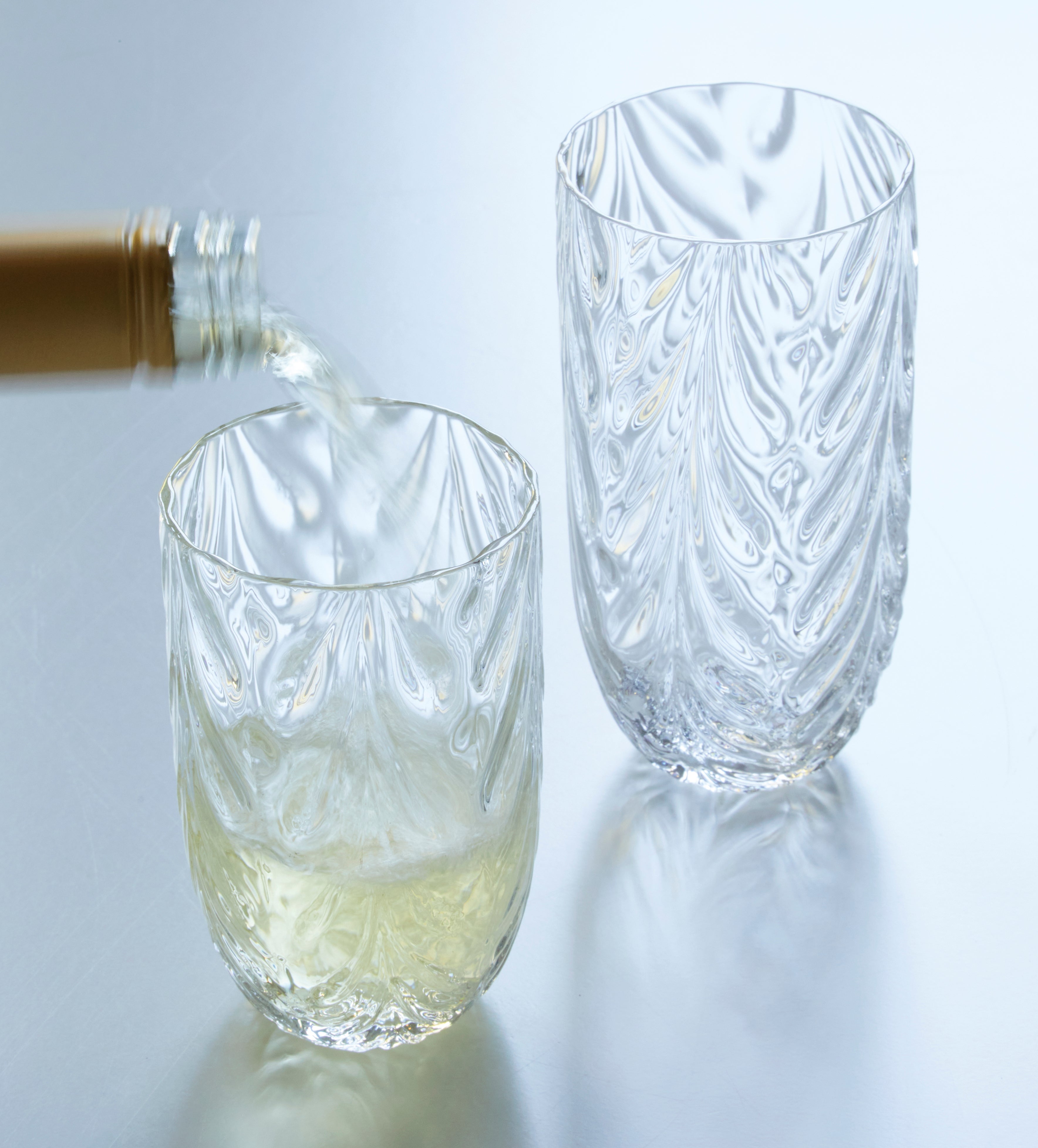 Sip Sip Wave Crystal Clear Drinking Glass – Mariposa